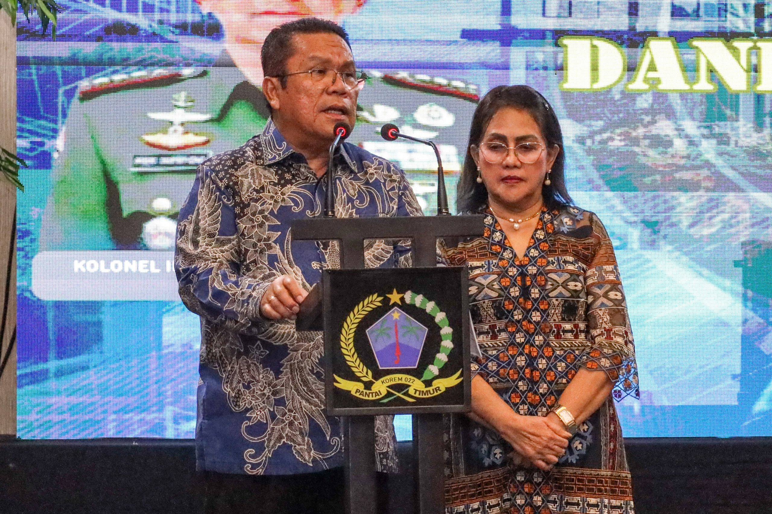 Wesly dan Ny Liswati Sambut Kolonel Inf Agus Supriyono sebagai Danrem ...