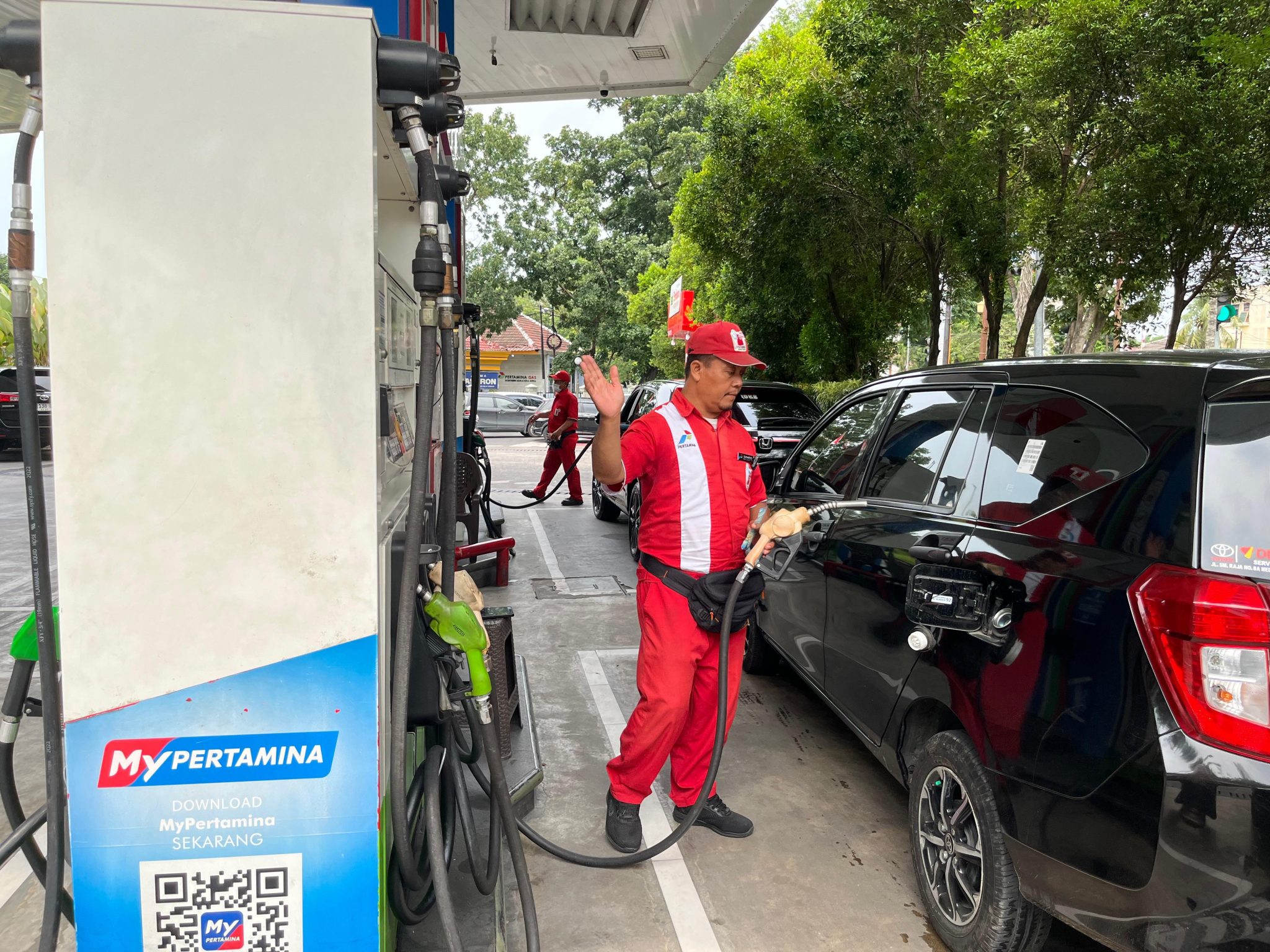 Dedikasi 30 Tahun Sunaryo: Operator SPBU Pertamina yang Setia Melayani ...