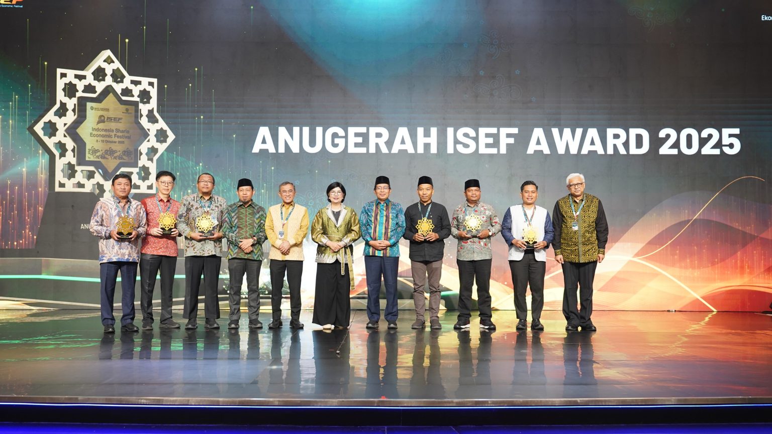 ISEF 2025 Catat Transaksi Rp3,1 Triliun, Tegaskan Indonesia sebagai Pusat Ekonomi Syariah Dunia ...